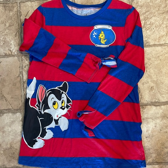 Disney | Tops | Pinocchio Figaro Cat And Cleo Fish Disney Shirt | Poshmark